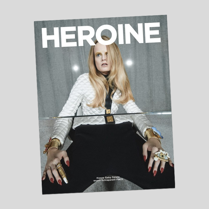 Heroine #19 – Cahier Central