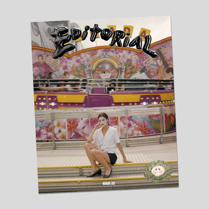 Editorial Magazine #22 – Cahier Central